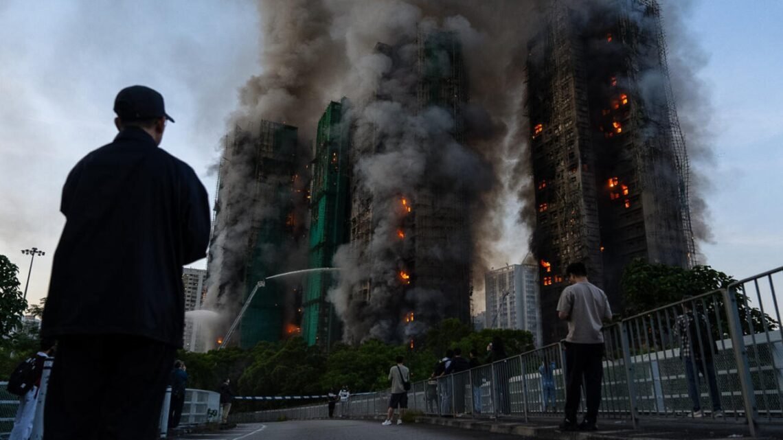 La catástrofe residencial de Wang Fuk Court: 36 muertos en el peor ...
